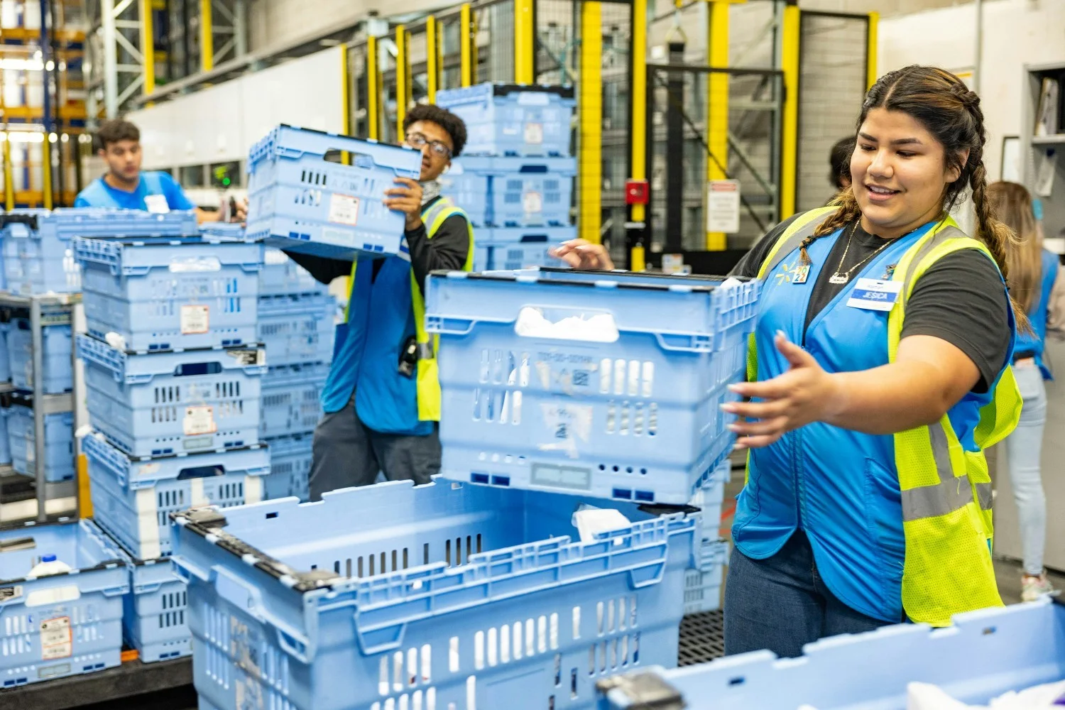 How Walmart Became One of the Fortune 100 Best Companies to Work For ...