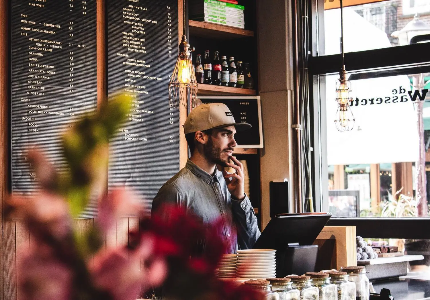 How To Lay Off Employees With Care And Compassion Great Place To Work 