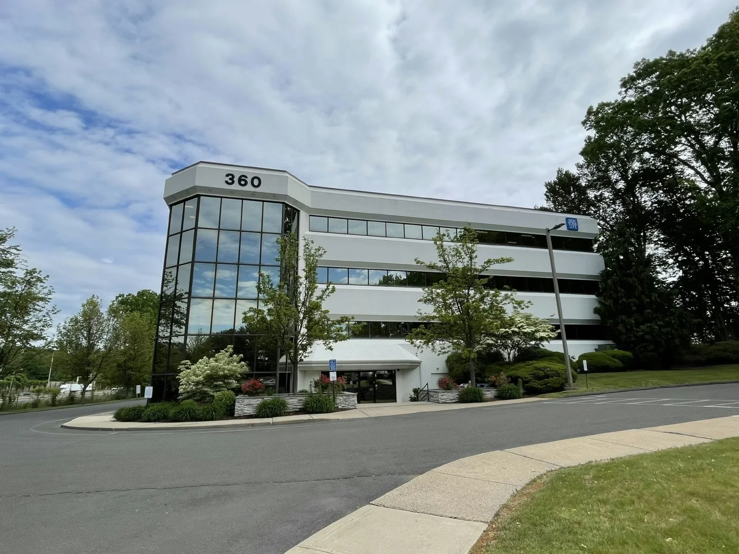 Working at Pioneer Financial Group | Great Place To Work®